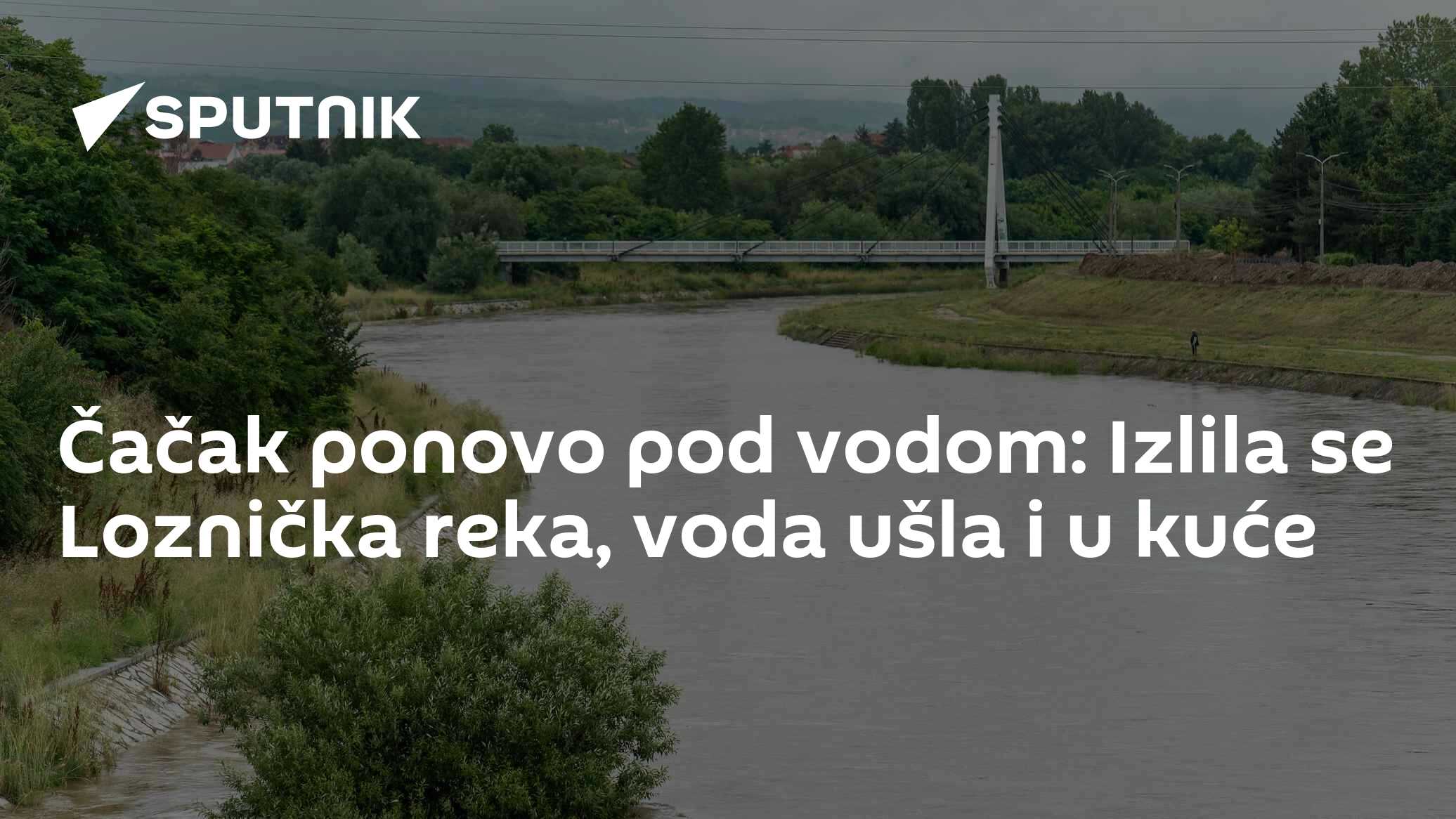 Čačak ponovo pod vodom: Izlila se Loznička reka, voda ušla i u kuće ...