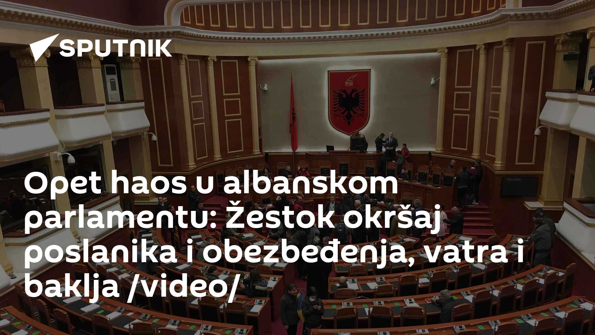 Opet haos u albanskom parlamentu: Žestok okršaj poslanika i obezbeđenja, vatra i baklja /video ...