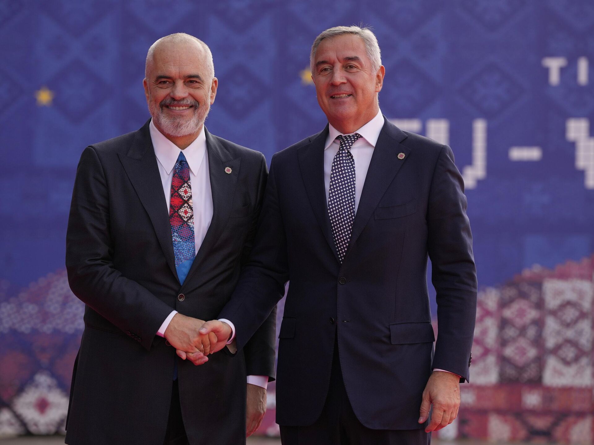 „Hvala što postojiš, dragi Milo“: Ramina podrška Đukanoviću pred izbore ...